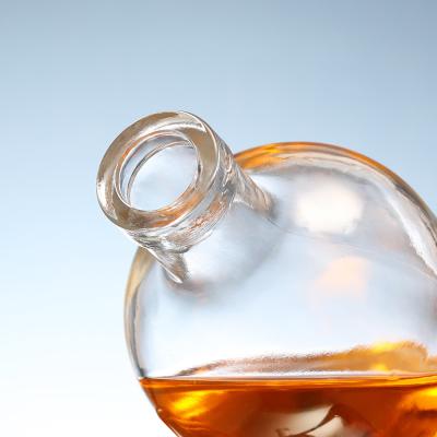 Cina Bottiglia in vetro da 750 ml con tappo e materiale trasparente in vendita