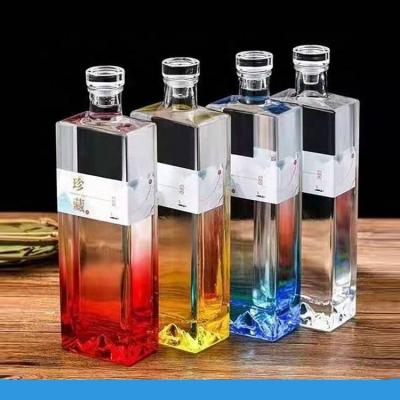 Cina Bottiglia Super Flint vuota da 70 cl per whisky personalizzato Tequila Bevande alcoliche Olio d'oliva in vendita