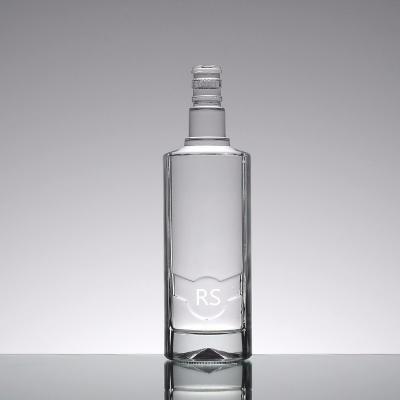 Cina Altri processi di congelamento profondo Materiale di vetro di alto filtro Bottiglia di vetro di brandy 750ml/1000ml/1L in vendita
