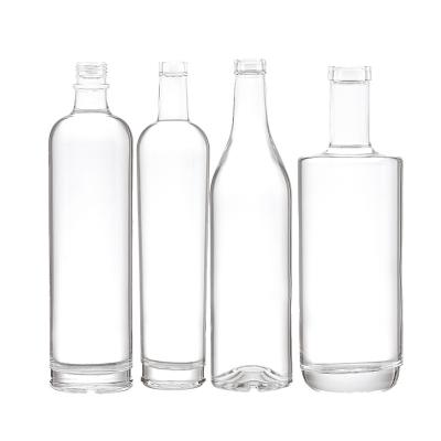 Cina Etichette metalliche a forma di pezzo trasparente su misura da 750 ml per rum whisky vodka gin liquori bottiglia di vetro in vendita