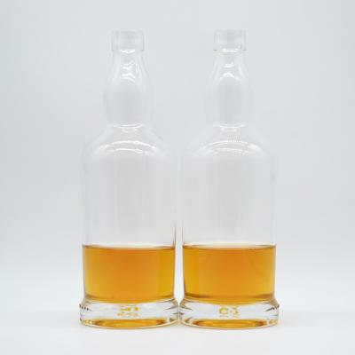 Cina OEM Welcome 700ml Bottiglia di vetro vuota per imballaggio di vino personalizzato in vendita