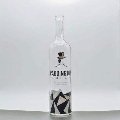 Cina Materiale del colletto Bottiglia di vetro Super Flint per imballaggi personalizzati di liquori e alcolici in vendita