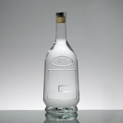 Cina Bottiglie di vetro trasparente ghiacciato con tappi a vite per vino e brandy dipinte in colore OEM in vendita