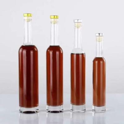 China 500 ml/700 ml/750 ml garrafas de vidro personalizadas para óleo uísque Gin Liquor Vodka embalagem à venda