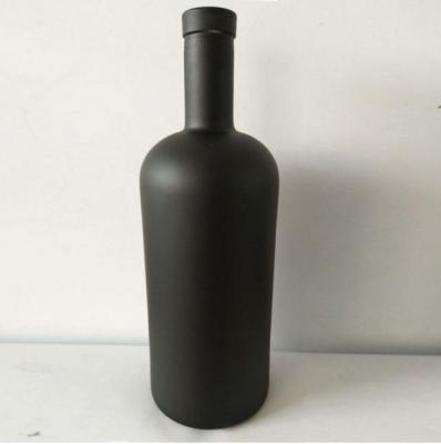 Cina Materiale in vetro Super Flint 700 ml Chiara bottiglia di vetro a collo lungo Vodka con sughero in vendita
