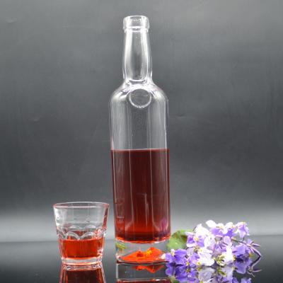 Cina 1L 750ml Bottiglia di vetro trasparente per Vodka Gin Whisky Tequila Forma personalizzata in vendita