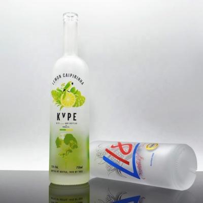 Cina Super Flint Custom Logo 100ml 350ml 550ml 750ml Bottiglia di vetro per Tequila Vodka Whisky in vendita