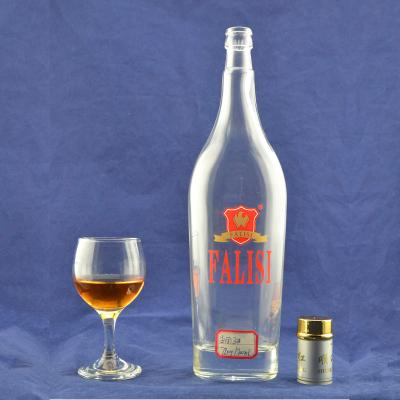 Cina Materiale del colletto Materiale Super Flint 700 ml vuoto Alcol chiaro Rum Whisky Spirits Vodka Bottiglia di vetro per liquori in vendita