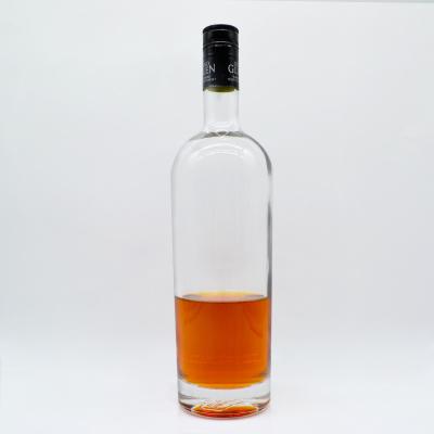 中国 空 500ml 1000ml 1リットル マット 黒と白 カスタマイズされた形 アルコール ジンボトル 販売のため