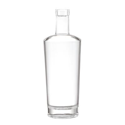 Cina Bottiglia di cristallo bianco 750 ml Super Flint Glass per whisky Tequila Champagne Rum Vodka in vendita