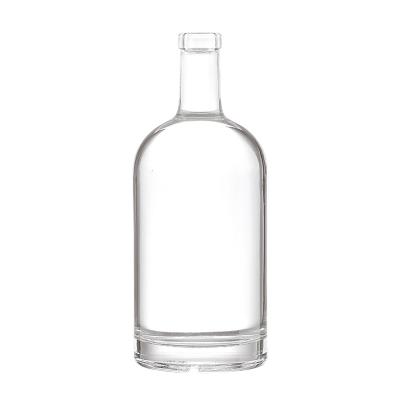 Cina Bottiglia di cristallo bianco 750 ml Super Flint Glass per whisky Tequila Champagne Rum Vodka in vendita