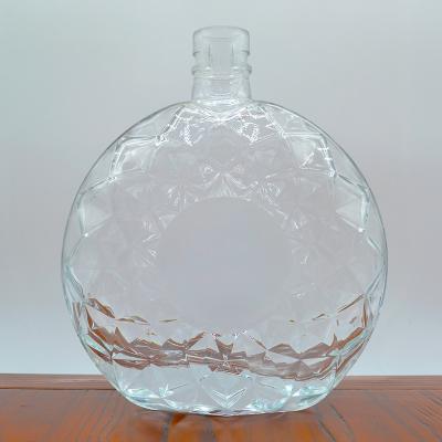 Cina Manipolazione superficiale Decal Materiale di vetro Super Flint 750 ml vuoto Bottiglia di vodka per alcolici in vendita