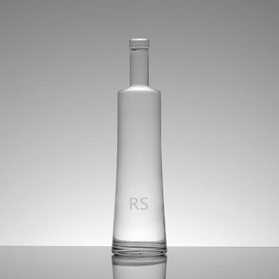 Cina Bottiglia di vetro di vodka per liquori in vendita
