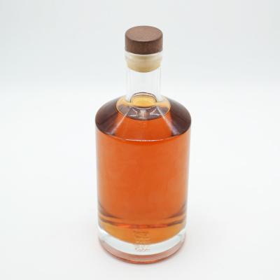 Cina 750 ml di whisky vuoto extra flint vodka bottiglia di vetro rotonda per bevande in vendita