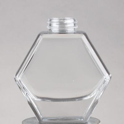 Cina Kendo Super Flint Good Grade Metal Screw Cap Glass Vodka Bottle Bevande industriali in vendita