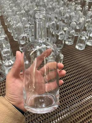 China Decal 700ml 1000ml Screen Printing Screw Lid Clear and Frosted Flat Flask Coffee Glass Bottle for Liquor for sale
