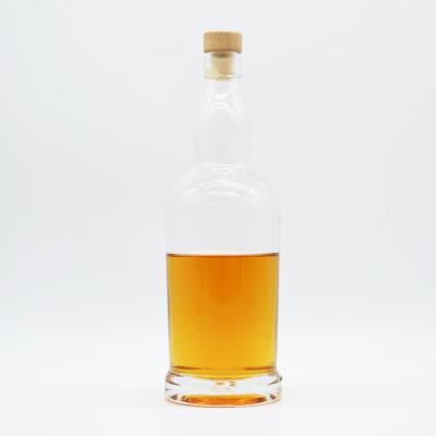 中国 カスタムデザイン 独特の形状とグアラシールタイプを持つ 750ml ガラス酒瓶 販売のため