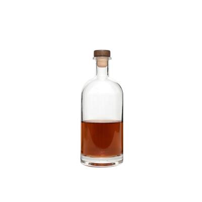 China Super Flint Glass 250ml 300ml 350ml 750ml 1l Garrafas de Vidro Límpido de Liquor com Tequila à venda
