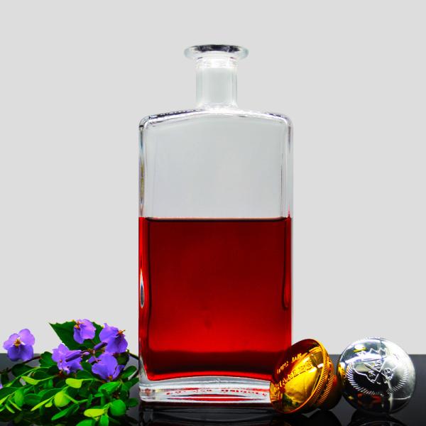 Quality 750ml 700ml Custom Glass Whiskey Vodka Bottle with TUV Standard and Hot Stamping for sale