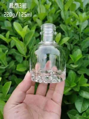 Cina Materiale del colletto Vetro Super Flint 750 ml Whiskey Vodka Liquor Oil Bottle con coperchio di sughero in vendita