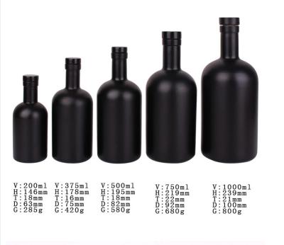 Cina Bottiglia di vetro da 750 ml per alcolici Gin vuoto Rum riciclato Whisky Vodka OEM/ODM Accettabile in vendita