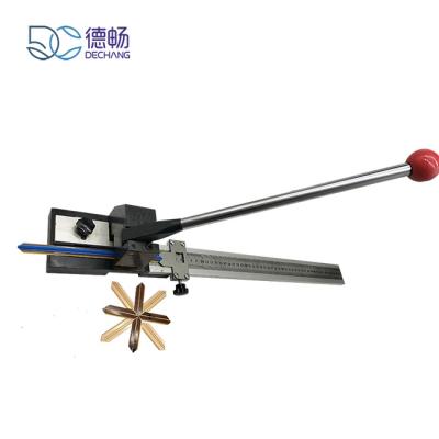 Cina Hand Operate Manual high quality Chamfer Creasing Matrix Cutter For Die Cutting Machine in vendita