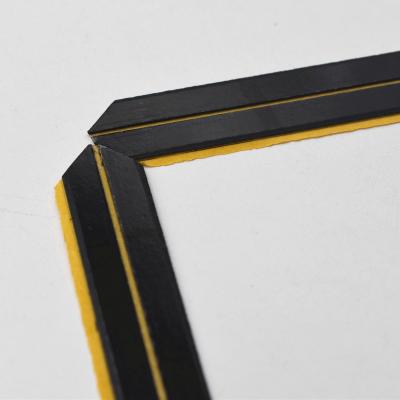Cina Diemaking Creasing Matrix For Die Cutting Adhesive Narrow Back Pressboard in vendita