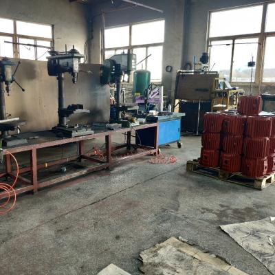 China Partes mecanizadas CNC de torneamento de precisão para plástico titânio latão alumínio de aço inoxidável à venda