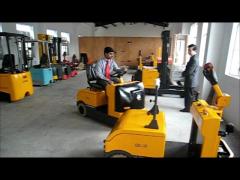 suporte 3000kg em operar o trator de reboco elétrico industrial