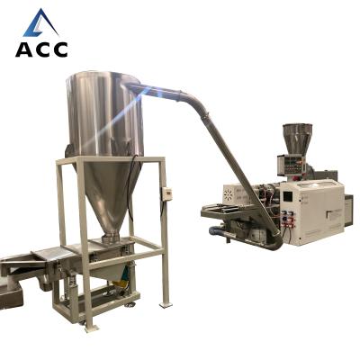Cina Estrusore di plastica in PVC da 300 kg/H con raffreddamento ad aria, macchina per la produzione di granuli in PVC a vite singola in vendita