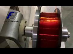 La macchina per la fabbricazione di filamenti di stampante 3D au travail.