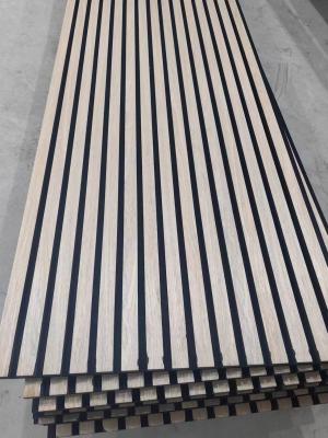 China Moderne interieur hout akupanel grijze eik akoestische houten muurpanelen Te koop