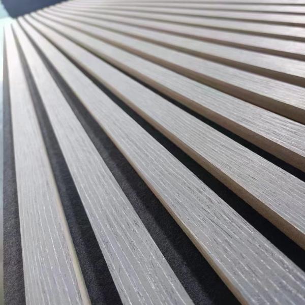 Quality Customized Solid Wood MDF Acoustic Panels With Modern Wooden Slat Design Soundproof With Veneer Finish Hotels Studios Gyms Halls for sale