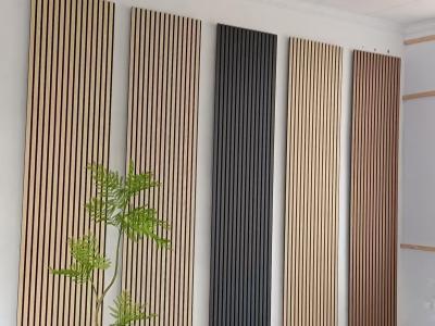 中国 240 X 60 Cm 木製 スレット アコースティック パネル 工場 製造 オフィス 壁 PET 音吸収 販売のため