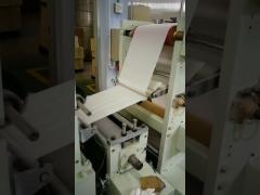 Máquina da dobradura do guardanapo das plataformas do CE quatro, 4000 folhas/Min Tissue Folding Machine