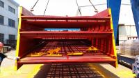 China Multi Deck Vibrating Screen Crusher Feeder For Mining Quarry Equipment for sale