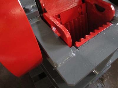 Cina Frantoio a mascella del PE di estrazione mineraria di alta efficienza, frantoio a mascella del laboratorio una garanzia da 1 anno in vendita