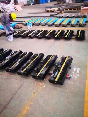 Cina Piatto d'uso di impatto delle parti del frantumatore a urto dei pezzi di ricambio del frantoio per pietre del piatto del martello in vendita