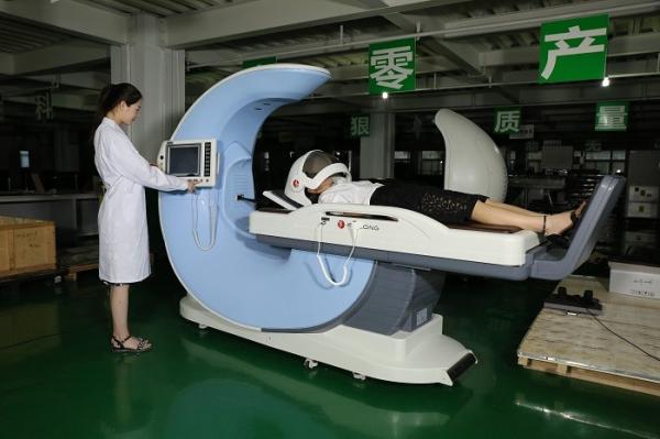 Alien Capsule Neck Decompression Machine High Effective Cure Rate