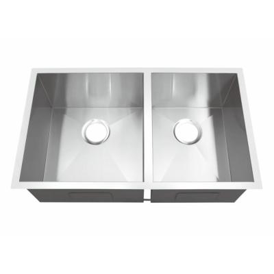 China 32 Inch X 19 Inch Undermount Stainless Steel Kitchen Sink Modern Design for sale