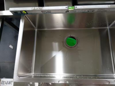 China 32 Inch Undermount / Under Counter Stainless Steel Basin Sink For Restaurant for sale
