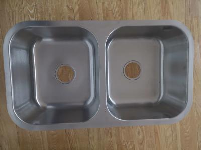 China 1.5mm Thickness Double Bowl Undermount Stainless Steel Sink for sale