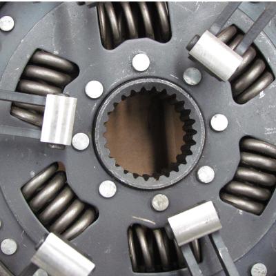 Cina Yz90755 Yz91139 John Deere Clutch Plate Spline 26 6125D adatti in vendita