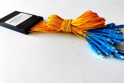 China Uniformidade excelente do SC UPC do divisor do cabo da fibra do SC UPC da diretividade 1X32 boa à venda