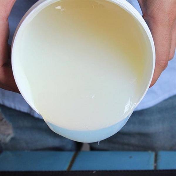 Quality Metal Roof Waterproof Coating Clear Acrylic Elastomeric Paint Spray / Brush for sale
