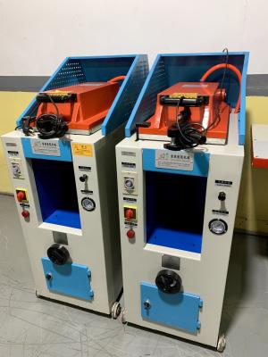 Cina 0.7Mpa Pneumatica Sulla di attacco della macchina 220V 50Hz resistente agli graffi in vendita
