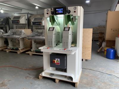 China Nuevamente desarrollada máquina de calentamiento de vapor de forma perfecta deformada y planchada / superior / botas de montar 970 * 890 * 1750mm en venta