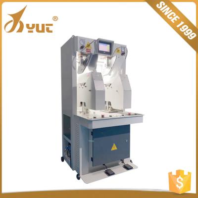 China Nuevamente desarrollada máquina de calentamiento de vapor de forma perfecta deformada y planchada / superior / botas de montar 970 * 890 * 1750mm en venta