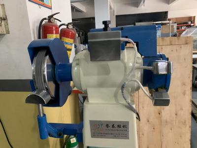 中国 半自動靴造形機 380V 1.5KW エネルギー効率 高精度 販売のため