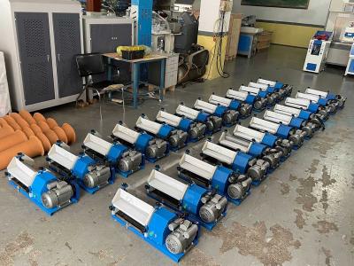 China Shoe And Bag Leather Gluing Machine Long Lasting Leather Pasting Machine for sale